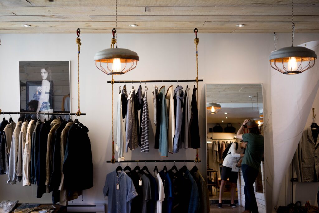 In-Store Advertising: 15 Best Strategies for Retailers to Boost Sales